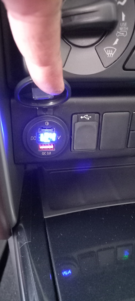 DUALUSB-SOCKET STEDI USB Charging Port